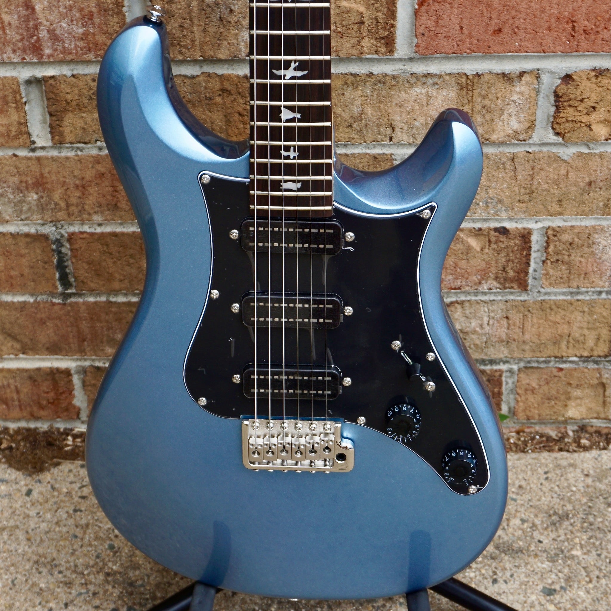 PRS SE NF3 Ice Blue Metallic Rosewood – Matt's Guitars