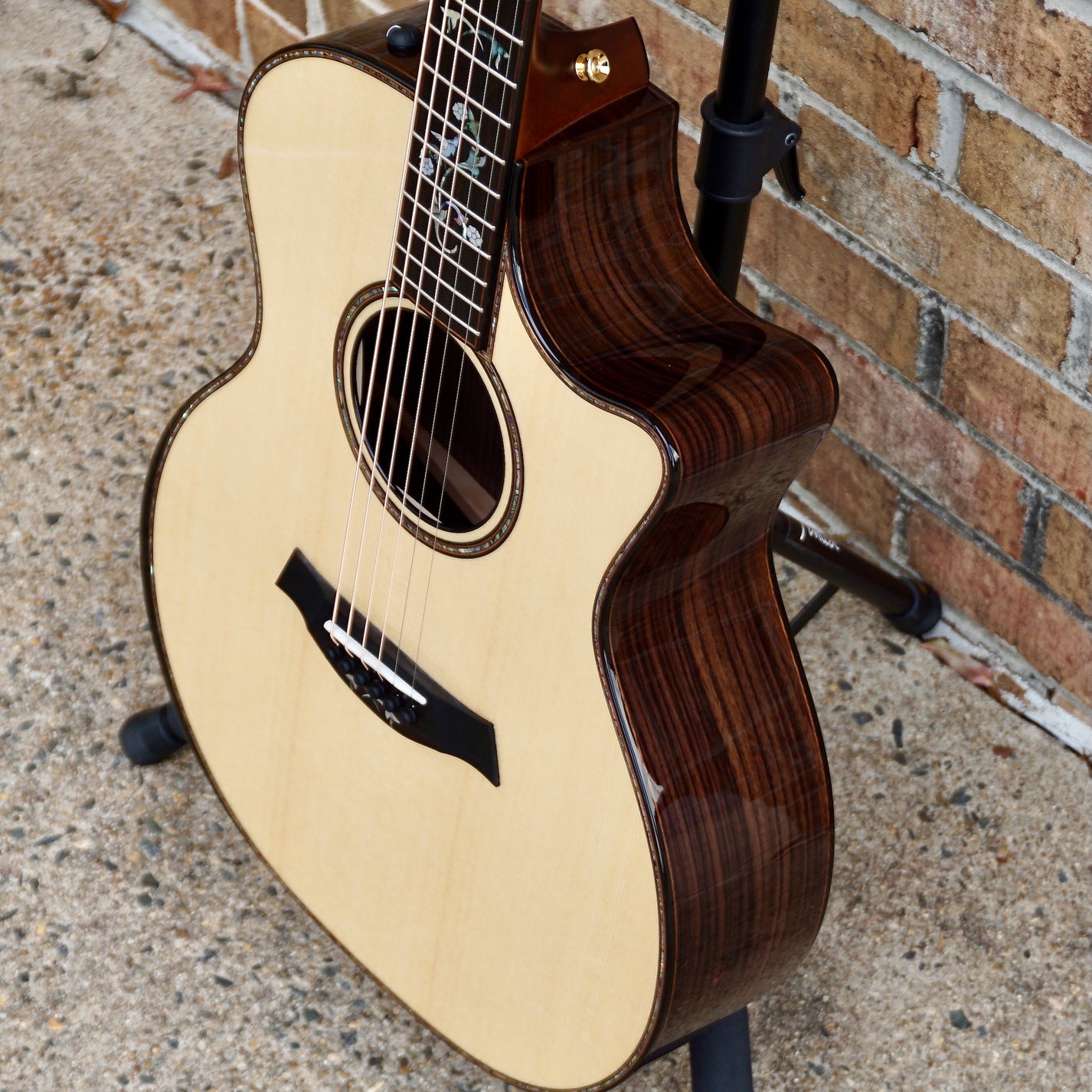 Taylor 914 Special Edition Cindy Inlay – Matt's Guitars