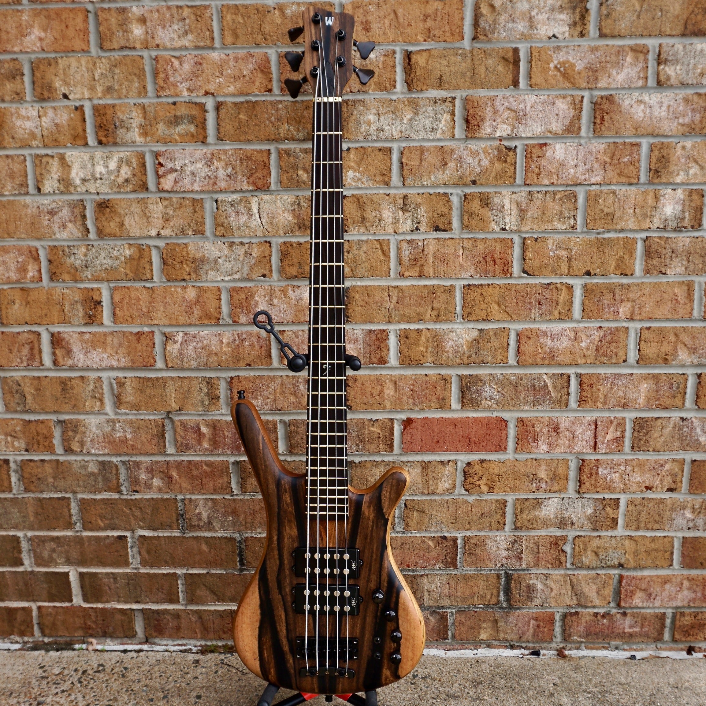 Warwick Basses – Matt's Guitars